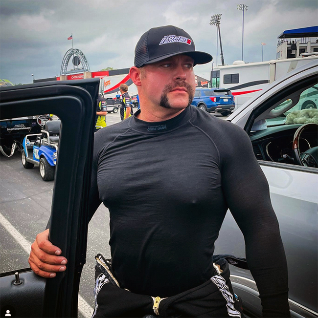 Matt Hagan on Mom, Smoke & Kite Dancing